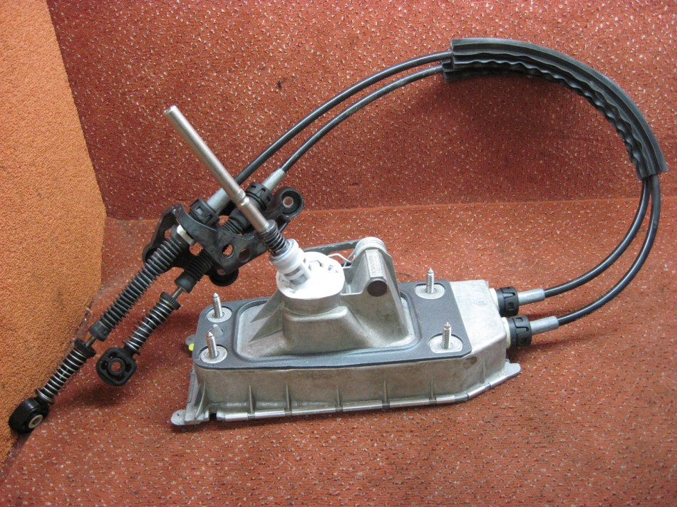 6Q0711061E 6Q0711050B * Schaltbetätigung 5 Gang Schaltgetriebe VW Polo ...